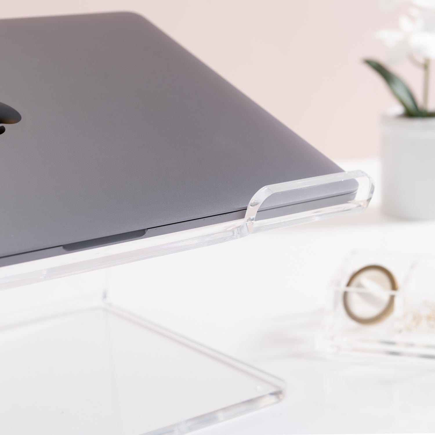 Clear Acrylic Laptop Stand, 14" x 12.125" x 8.75", with Cable ...