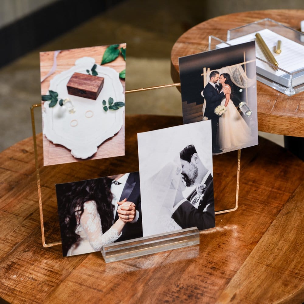 Magnetic Wire Frame Display, 10.6875" x 8.4375", Gold Tone Metal Frame ...